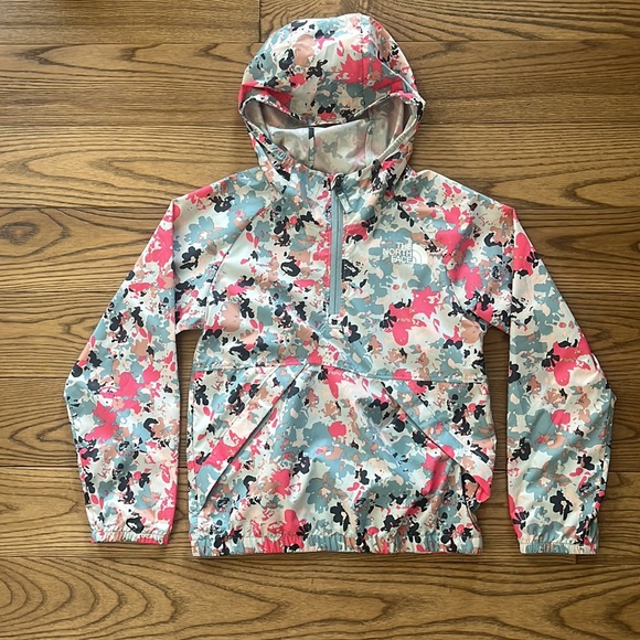 The North Face | Jackets & Coats | The North Face Girls Resolve ...